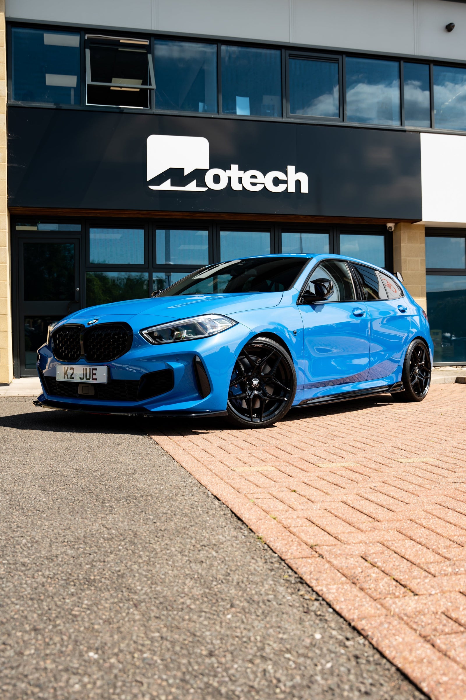 BMW F40 M135i M-W1 19" Gloss Black Wheels