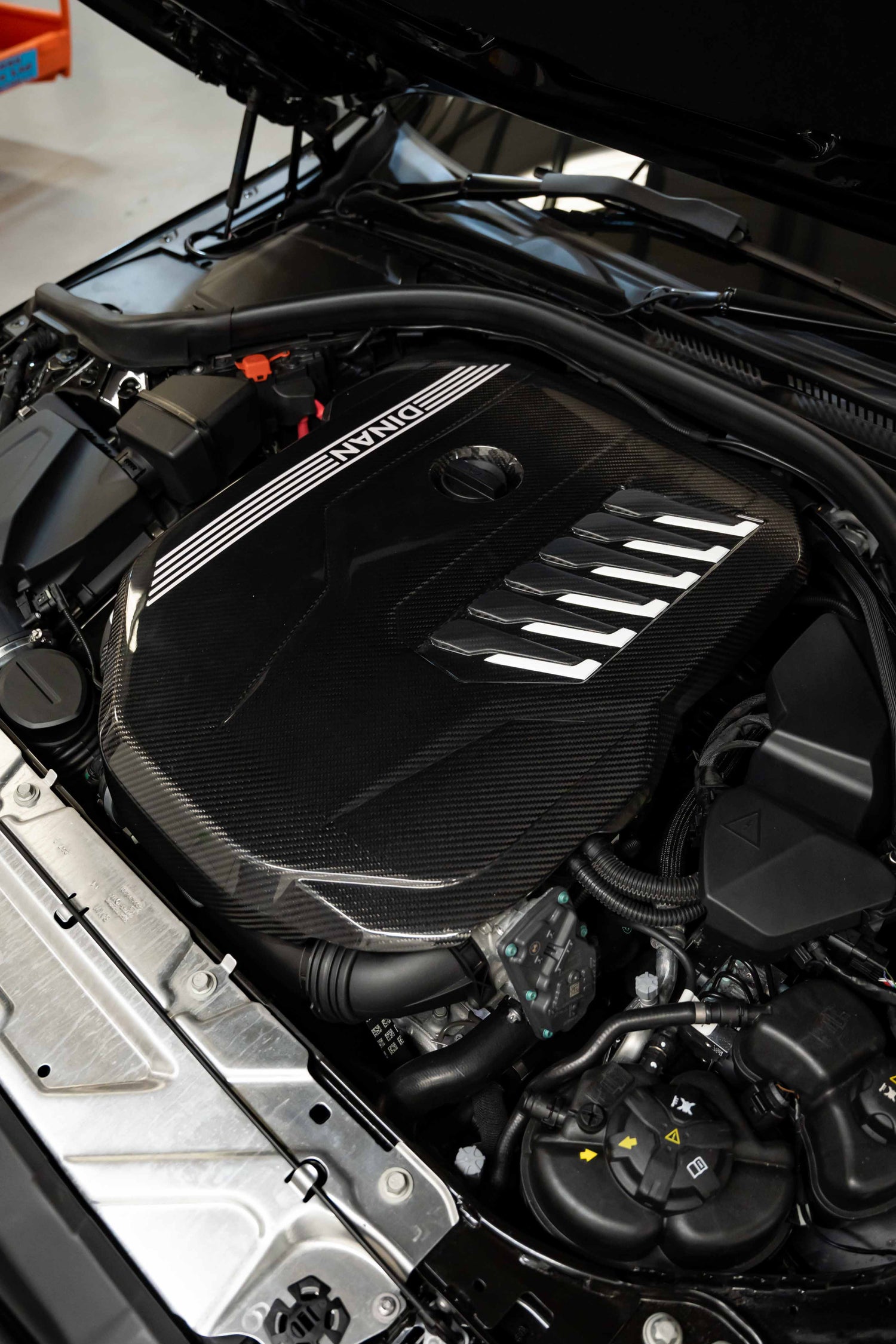 Dinan Gloss Carbon Fibre Engine Cover - B58 D M240 M340 M440i